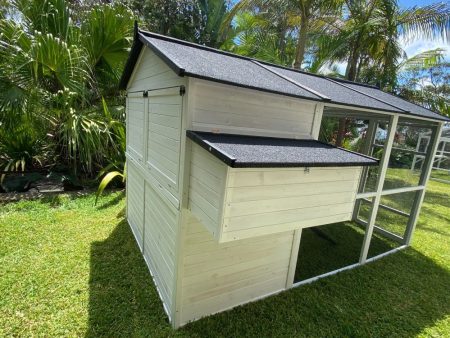 The Castle Chicken Enclosure - Coops & Cages