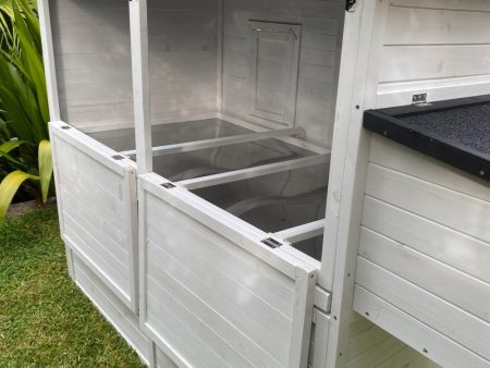 The Castle Chicken Enclosure - Coops & Cages