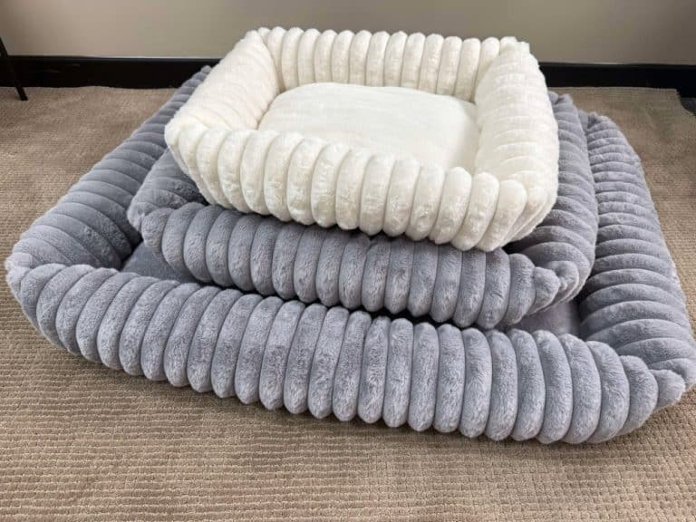 Buster Pet Bed - Suitable For Dogs And Cats